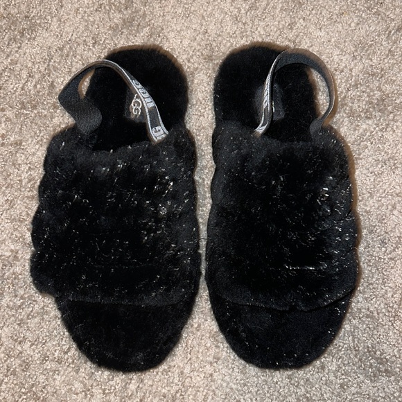 UGG | Shoes | New Ugg Fluff Yeah Black And Silver Metallic Slippers ...